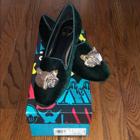 Modcloth | Shoes | Emerald Green Velvet Fox Flats | Poshmark